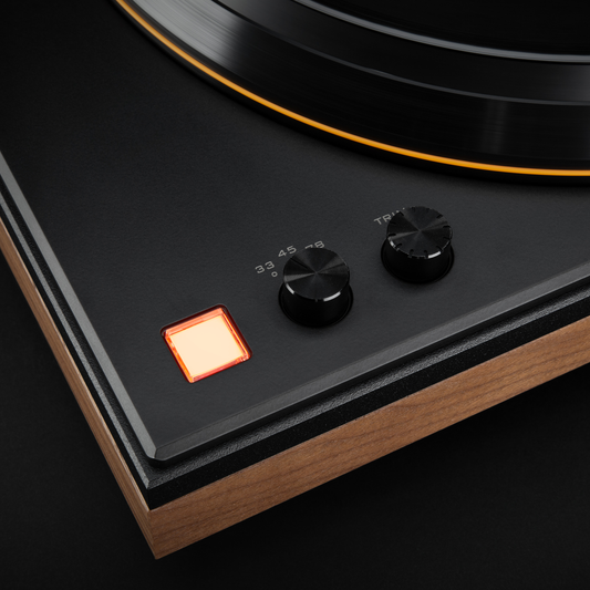 MoFi Electronics MasterDeck Turntable