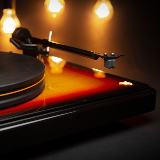 MoFi Electronics Fender x MoFi PrecisionDeck Limited Edition Turntable