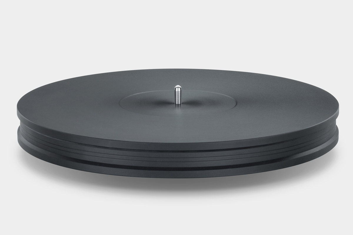 MoFi Electronics x Fender American Vintage Turntable