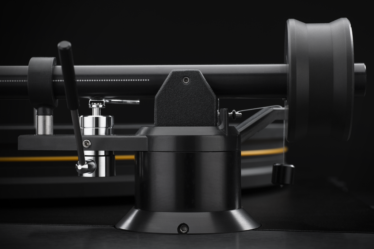 MoFi UltraDeck turntable - AV World - Auckland HiFi Store