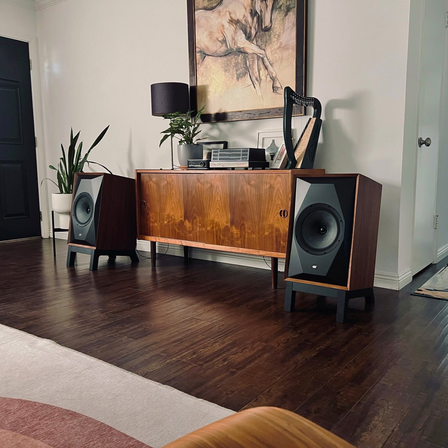 MoFi Electronics SourcePoint 10 Master Edition Loudspeakers [Pair]